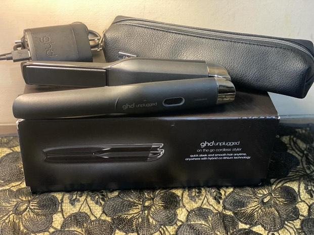 GHD MINI CORDLESS STYLER R31621 – saniyacloset.com