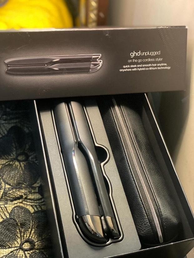 GHD MINI CORDLESS STYLER R31621 – saniyacloset.com
