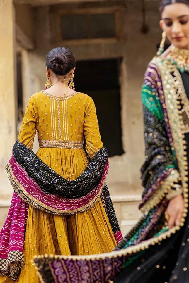 FAIZA REHMAN R31930 - saniyacloset.com